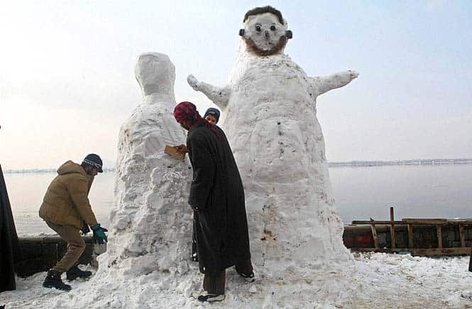 An army of snowmen floods Kashmir Valley this winter | India News