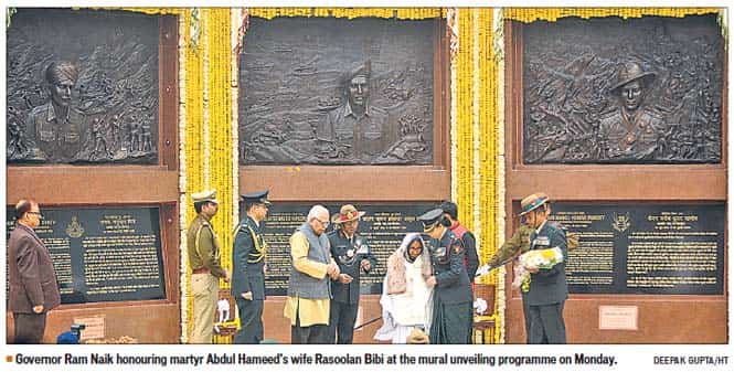 ‘Will try to get martyrs’ murals a place in Rashtrapati Bhawan ...