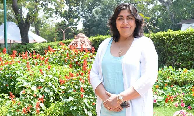 The Punjabi in me loves using phrases like 'fitte muh': Gurinder Chadha ...