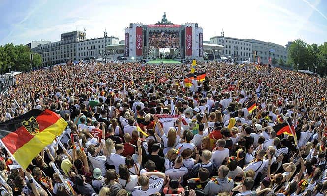 Jubilant crowds welcome home German World Cup heroes | India News
