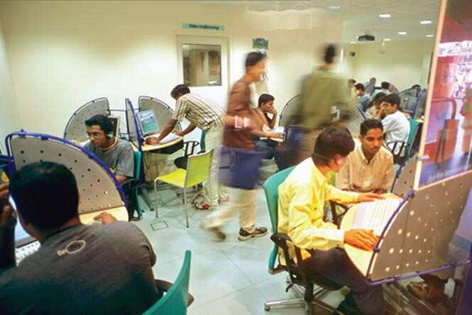 Demise of the neighbourhood cyber café | Hindustan Times
