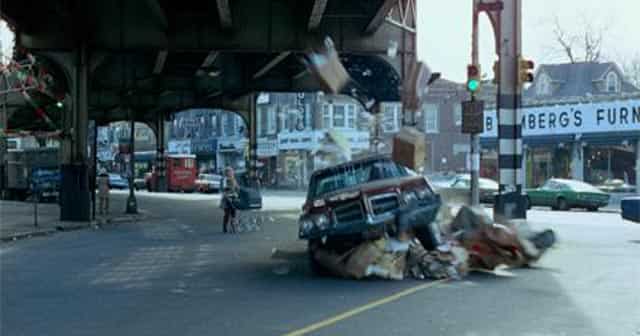 20 train sequences in films you will never forget | Bollywood