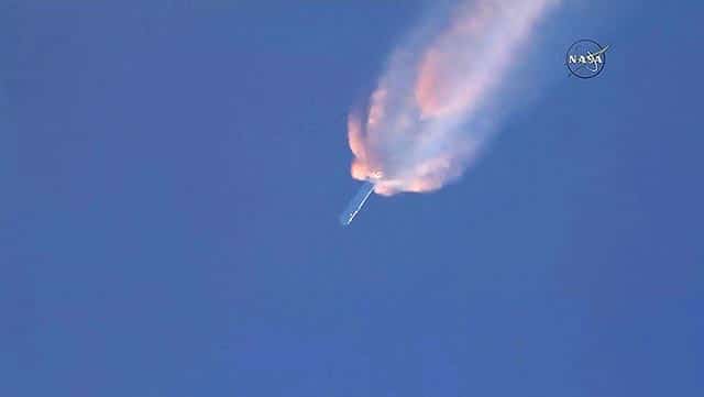 SpaceX launch ends in failure after supply rocket breaks apart | World News