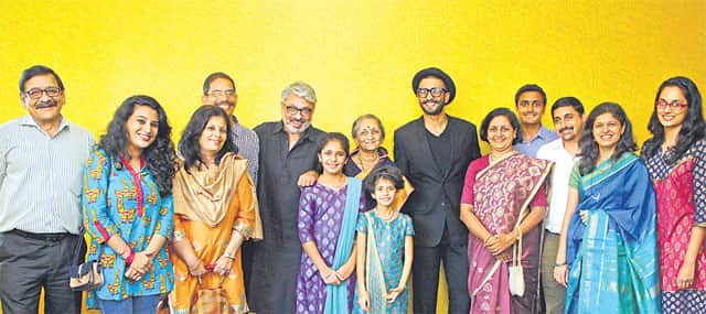 When Sanjay Bhansali invited Bajirao's descendants on set | Bollywood