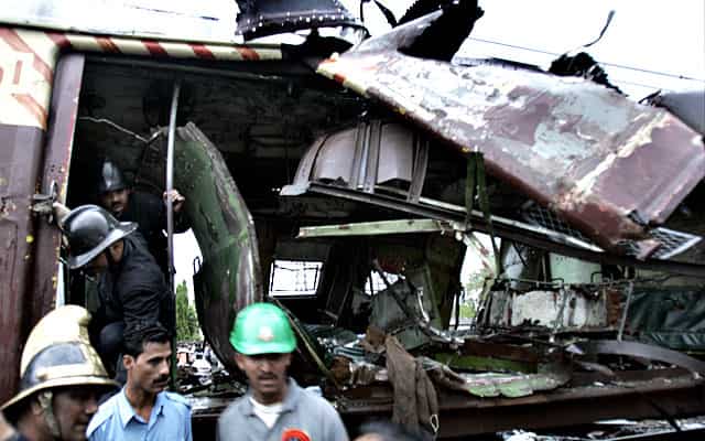7/11 Mumbai blasts sequence; pics of terror-hit trains | India News