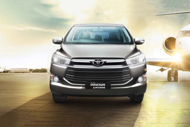 Toyota Innova-crysta price in Delhi - Best on road price and latest ...