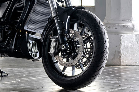 Benelli Bikes Price in India - Benelli New Models 2022, Mileage, Images ...