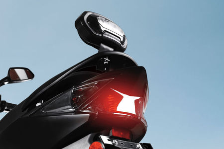 EeVe Wind Images and Wind Latest Photos