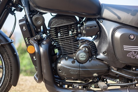 Jawa 42 Price, Mileage, Images, Colours, Reviews & Specs