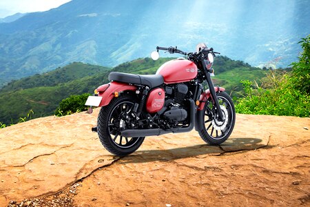 Jawa 42 Price, Mileage, Images, Colours, Reviews & Specs