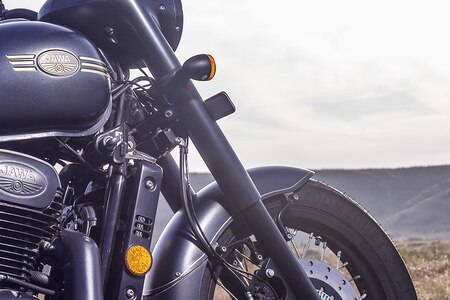 Jawa Perak Price, Mileage, Images, Colours, Reviews & Specs