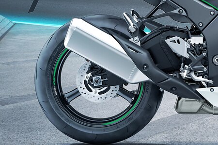 Kawasaki Ninja ZX-10R Price, Mileage, Images, Colours, Reviews & Specs