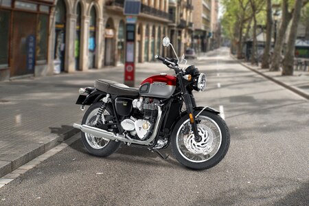 Triumph Bikes Price in India - Triumph New Models 2022, Mileage, Images ...