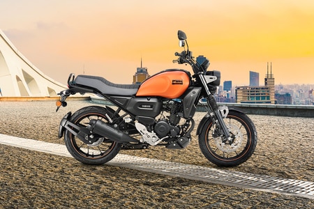 Yamaha Bikes Price in India - Yamaha New Models 2022, Mileage, Images ...