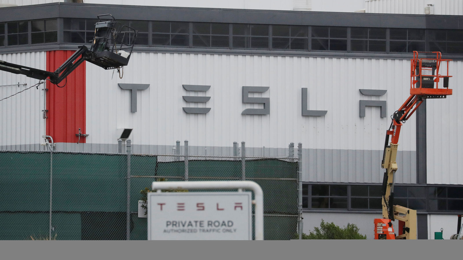 Tesla cuts contractors from California, Nevada plants amid coronavirus ...