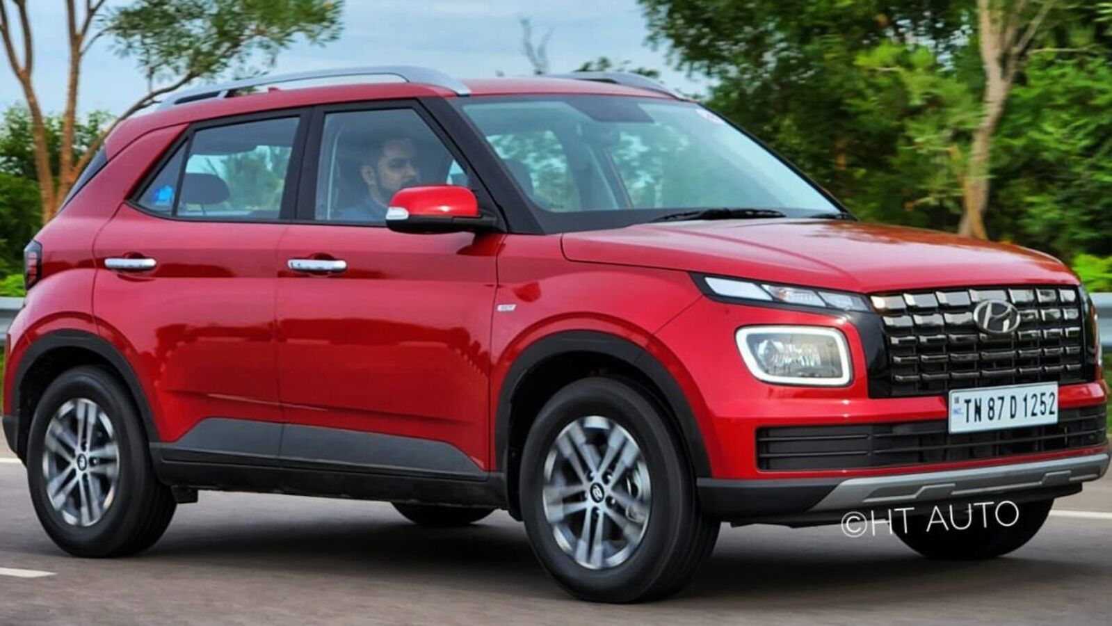 Hyundai Venue Variant wise Feature List HT Auto Hyundai Venue Variant wise Feature List HT Auto