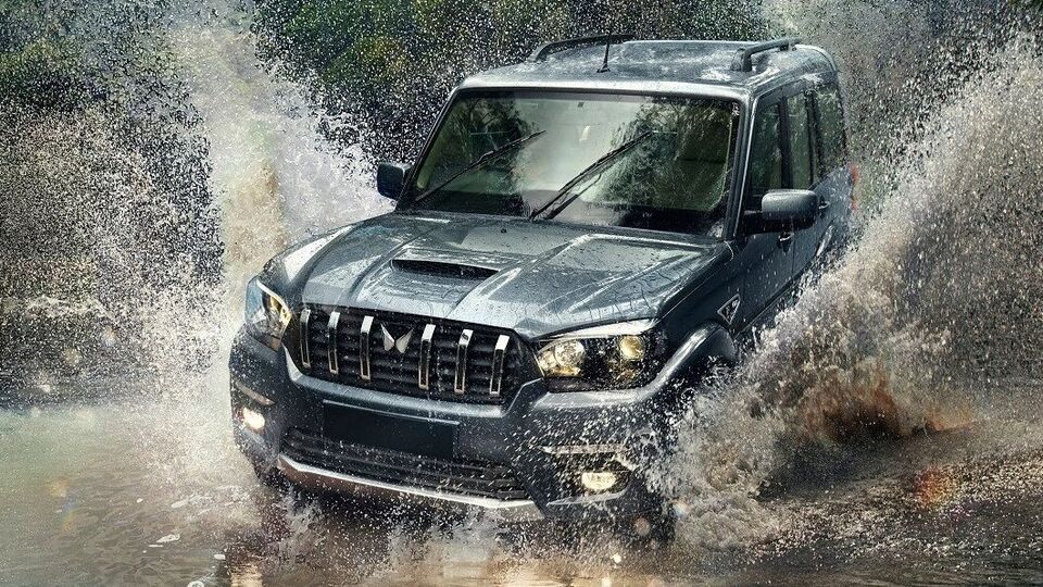 Mahindra Scorpio Classic makes debut with updated design. Launch date ...