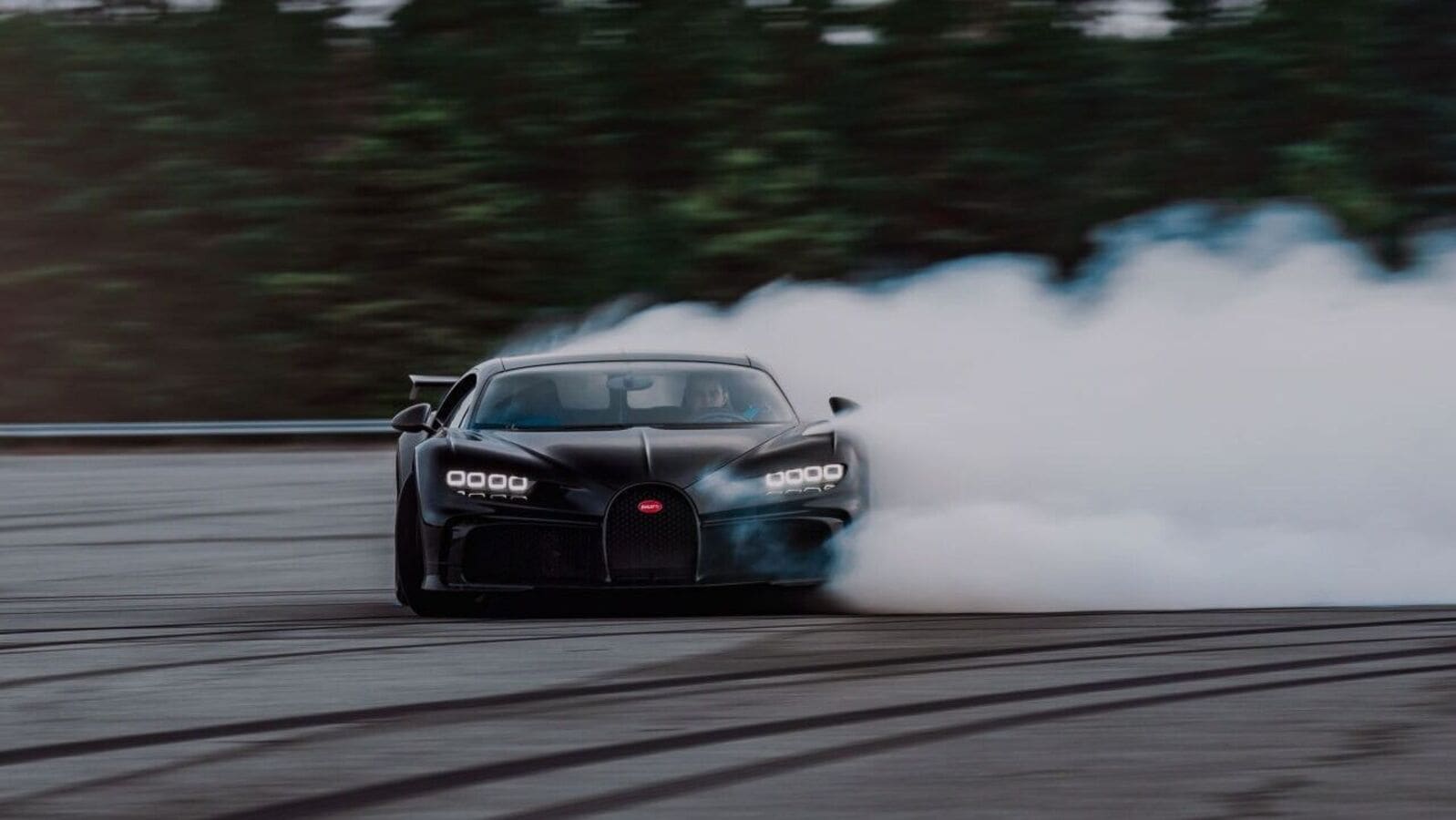 Bugatti Chiron Pur Sport is full on in action | HT Auto