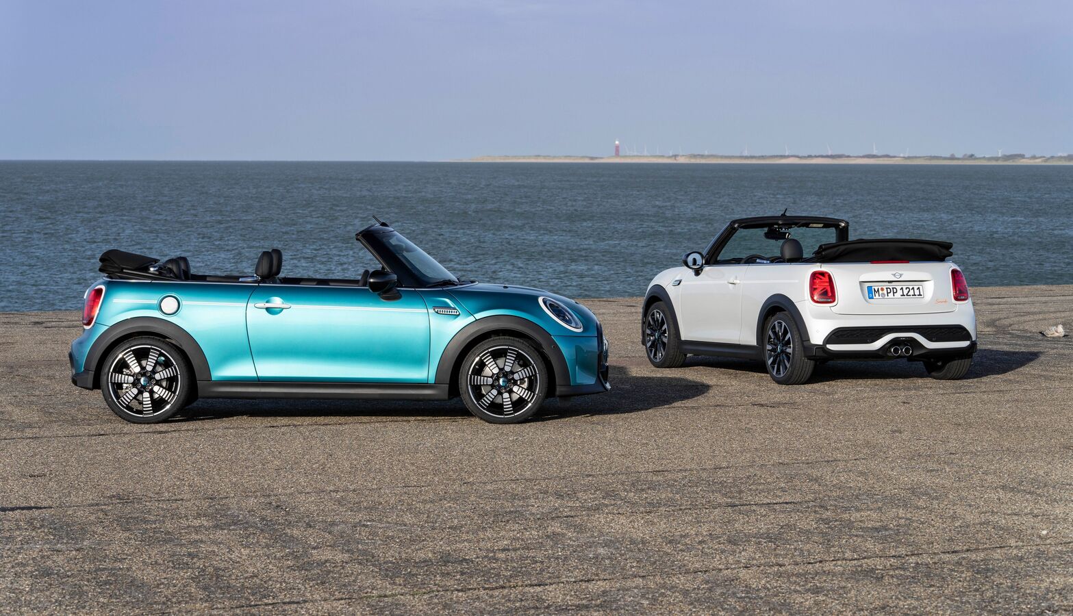 These anniversary-special BMW MINIs are inspired by the sea