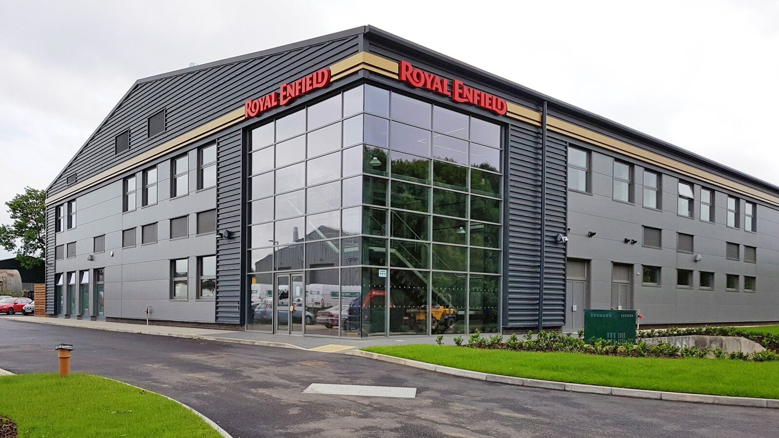 Royal Enfield speeds up its electric motorcycle plans | HT Auto