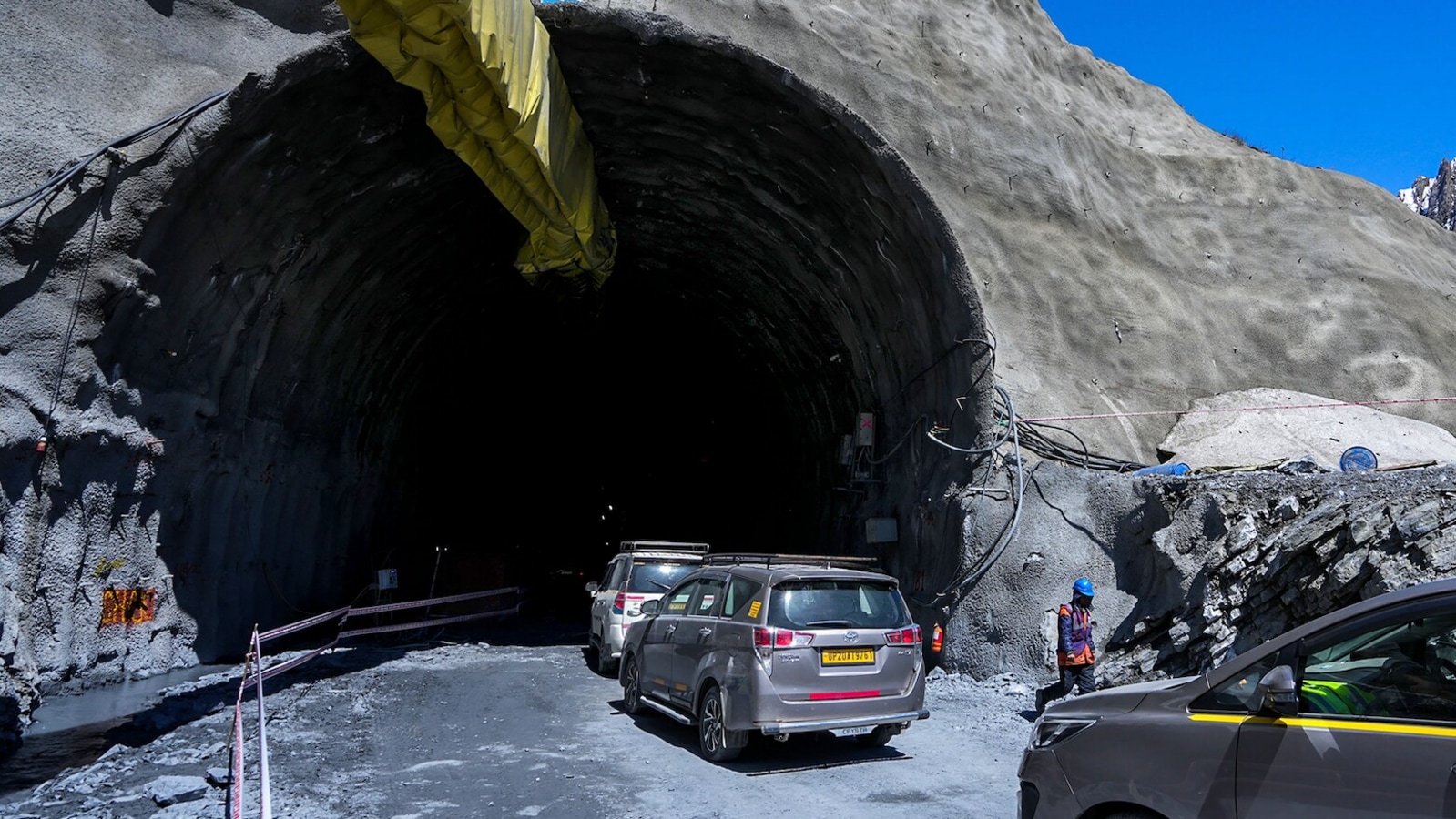 This New Tunnel In India Will Be The Longest In Asia At Highest this-new-tunnel-in-india-will-be-the-longest-in-asia-at-highest