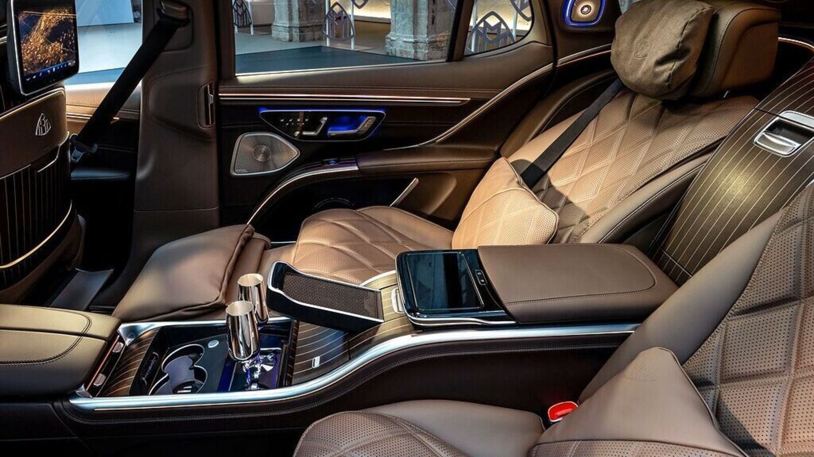 Mercedes-Benz uses coffee bean shells to make this ultra-luxurious ...