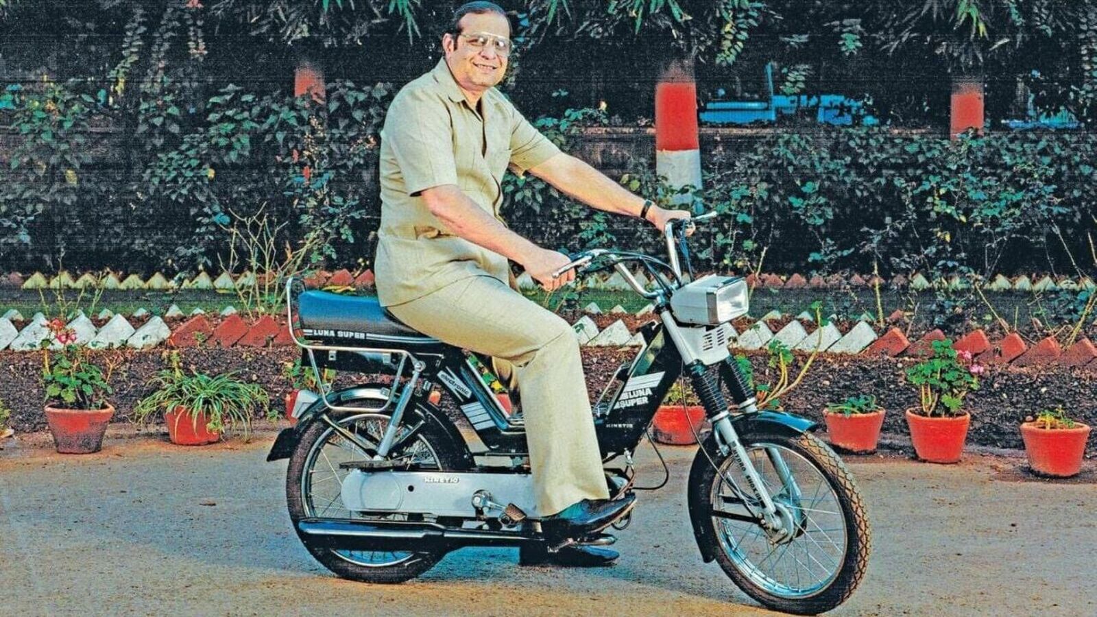 All electric Kinetic Luna Moped Launch Confirmed More Likely To Be
