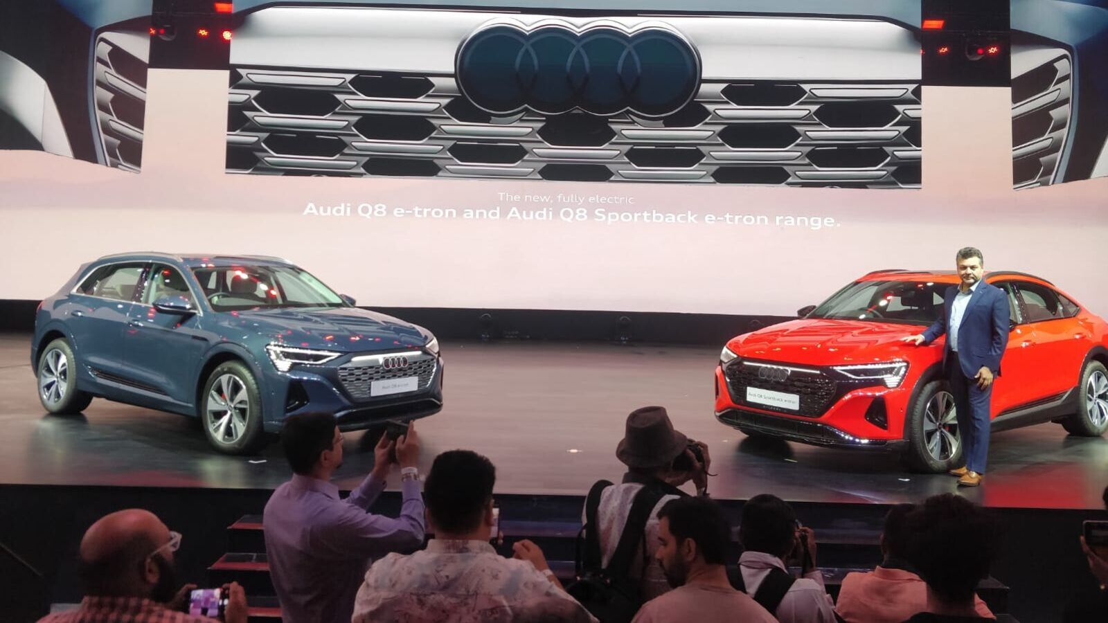 Audi Q8 e-tron launched in India at starting price of ₹1.14 crore | HT Auto