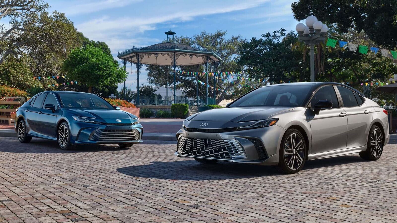 New-gen Toyota Camry breaks cover before LA Auto Show debut | HT Auto