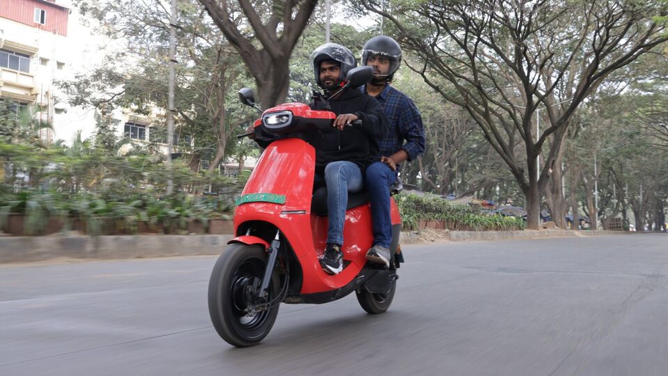 Ola Mobility launches ebike taxi service in Delhi & Hyderabad ...
