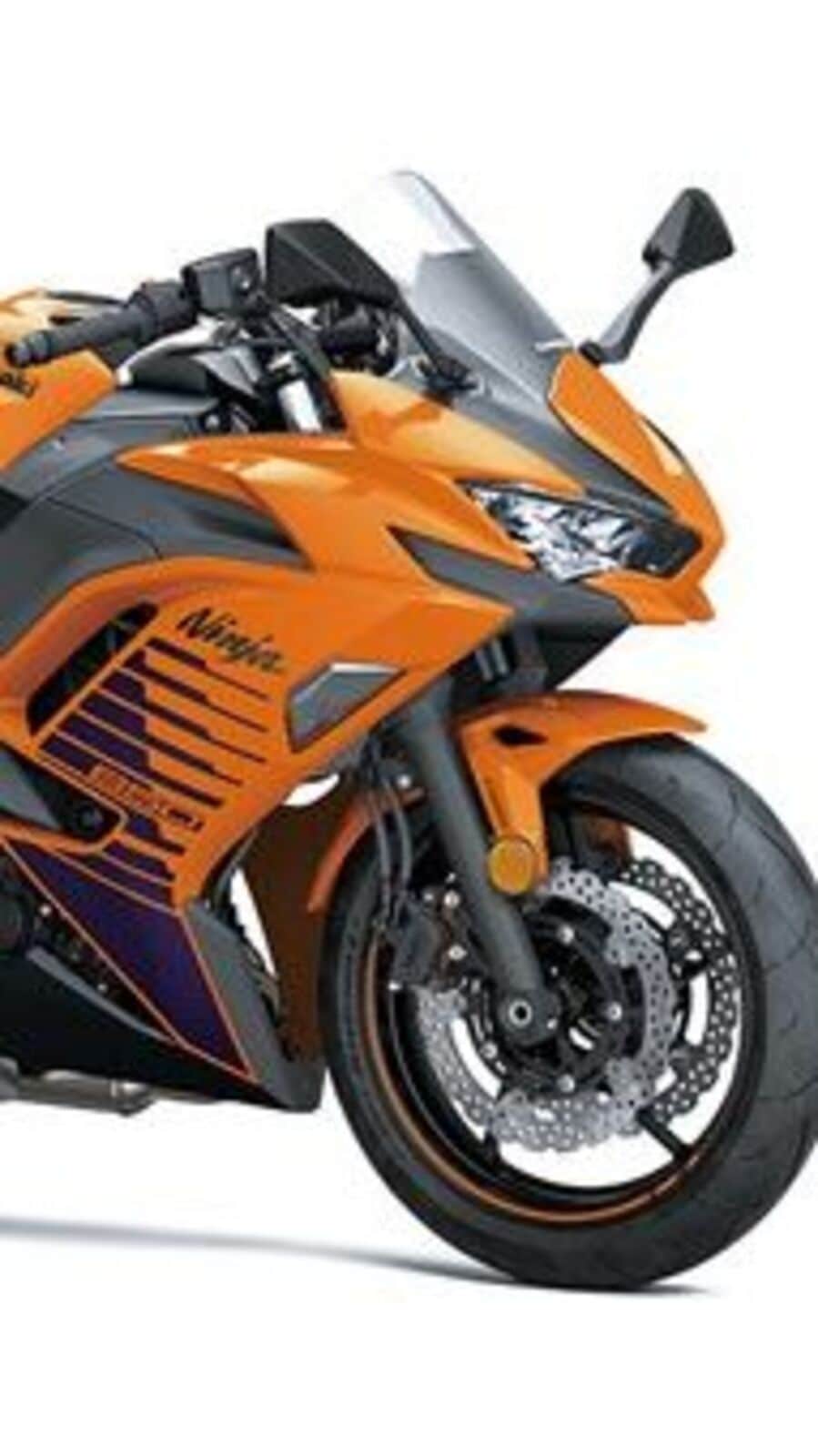 Kawasaki Ninja Gold Waiting To Release Its Power. Kawasaki Ninja