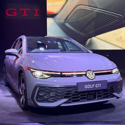 Mercedes Formula 1 team unveils the W16 to compete in the 2025 season ...