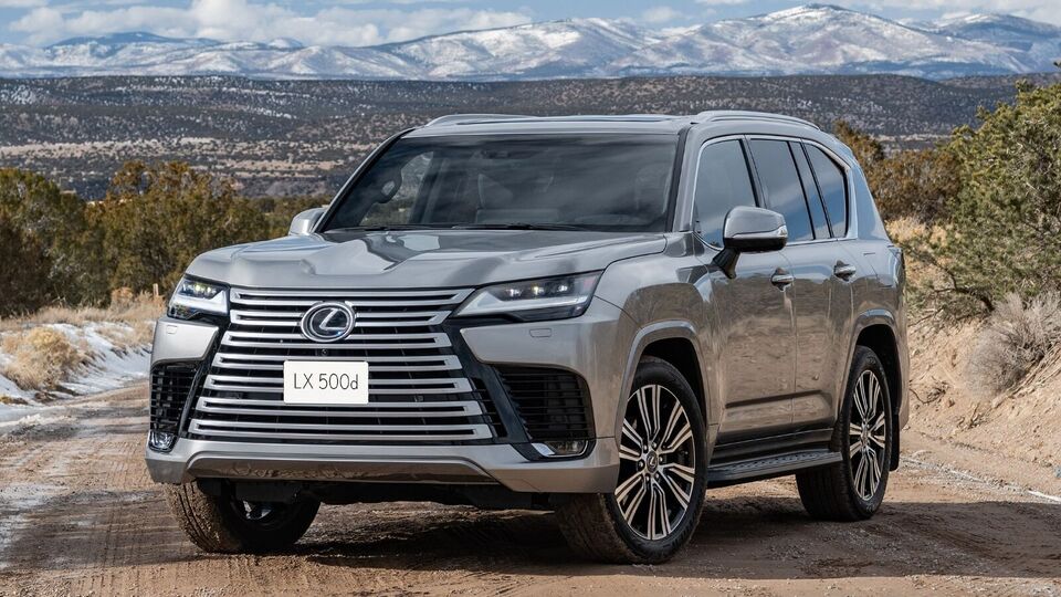 Lexus India announces price cut across lineup, LX 500d down by ₹20.8 ...