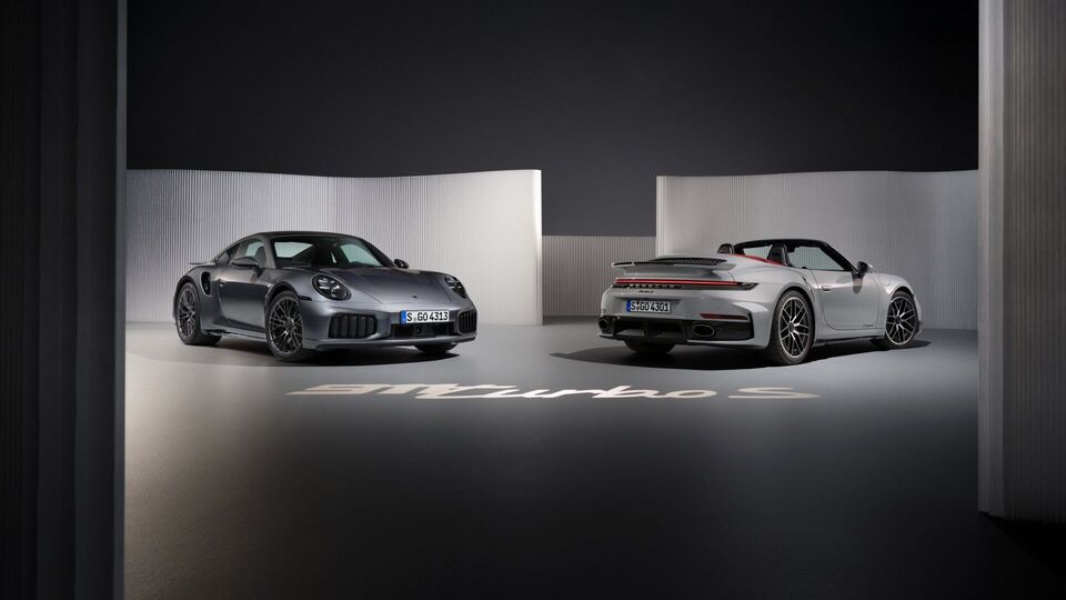 2026 Porsche 911 Turbo S debuts with hybrid power, fastest 911 yet | HT ...