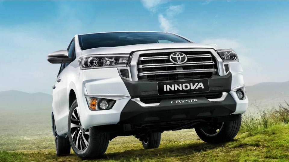 Updated Toyota Innova Crysta launched at ₹19.72 lakh, now gets Land ...