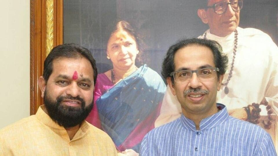 Dilip Lande: शिवसेनेत किती आमदार उरले?; दिलीप लांडे सुद्धा गुवाहाटीत ...