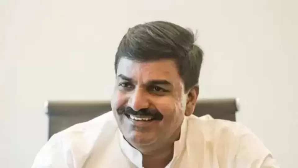 खासदार राहुल शेवाळेंना खंडणी मागणाऱ्या महिलेवर गुन्हा दाखल; काय आहे प्रकरण?