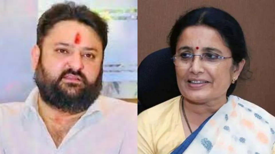 Vidya Chavan : ‘मोहित कंबोज हा ठग, भाजपचा मनी सप्लायर’, विद्या ...