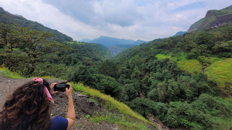 Tamhini Ghat : 'हिरवा निसर्ग हा भवतीने...' ताम्हिणी घाटाचे ...