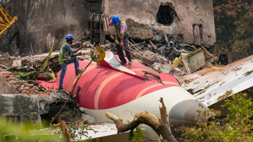 Air India Boeing Crash Probe Latest Update: ক্র্যাশের আগে এয়ার ...