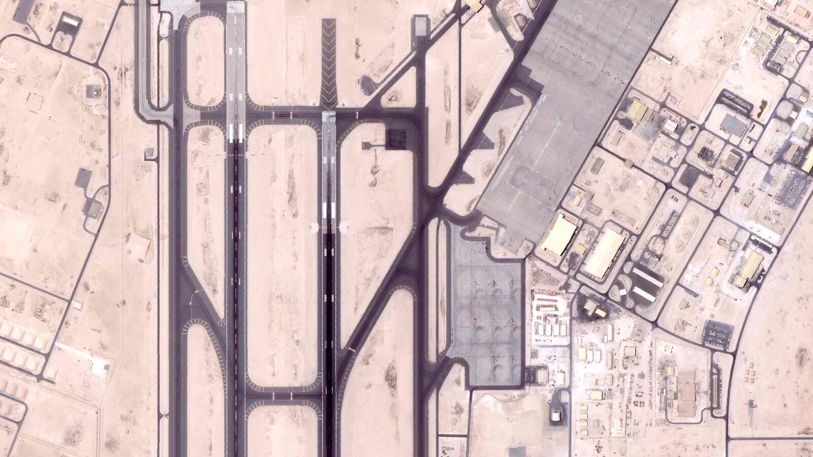 US Planes not Visible At Qatar Base: কাতারের ঘাঁটিতে আর মার্কিন সামরিক ...