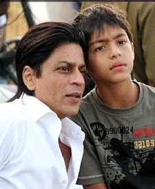 Aryan to star opposite papa Khan | Bollywood