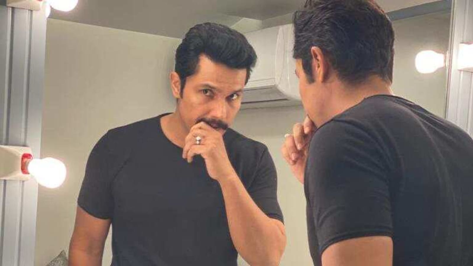 Randeep Hooda to play real-life cop in debut web series Inspector ...