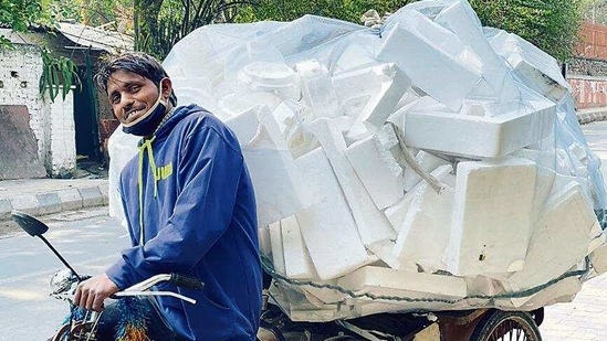 Delhiwale: The thermocol man | Latest News Delhi