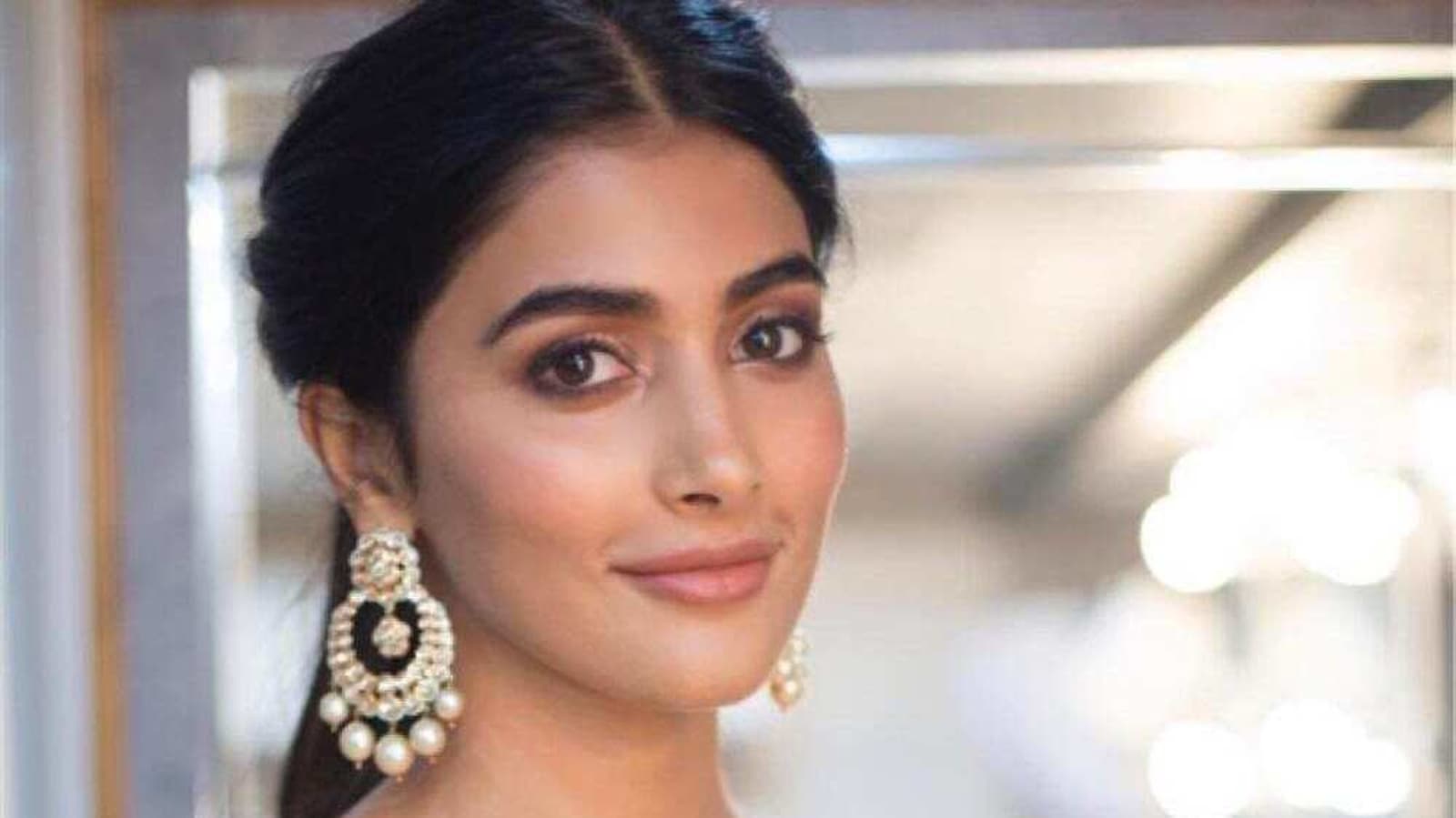 Pooja Hegde teams up with Ram Charan in Acharya, to join sets this week ...