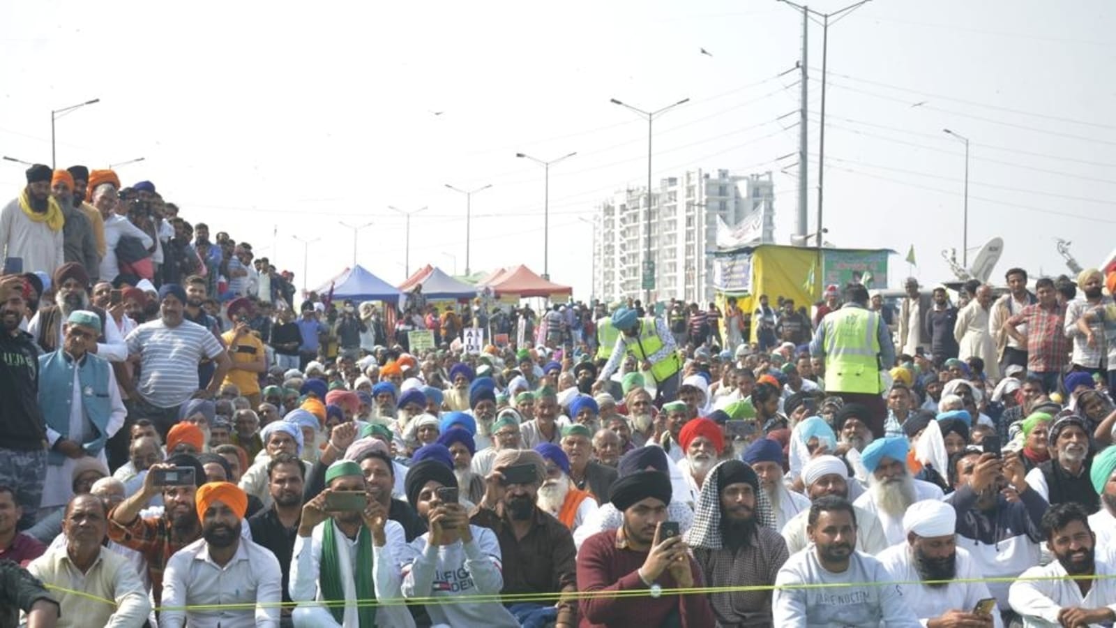 Farmers’ protest: As key Delhi borders remain shut, traffic jams ...