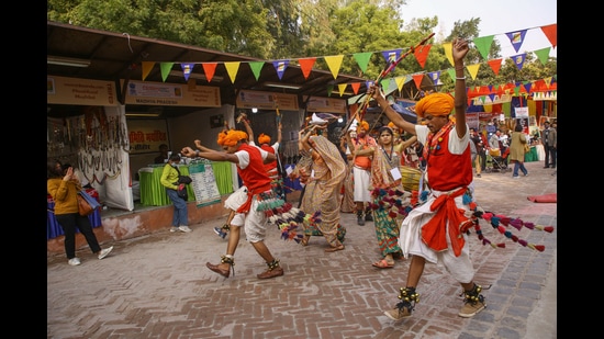Tribal fest in Delhi: Dances, crafts, a hit among visitors | Latest ...
