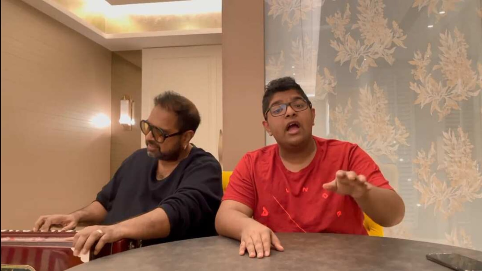 Shankar Mahadevan jams with son Shivam, musical video wows people ...