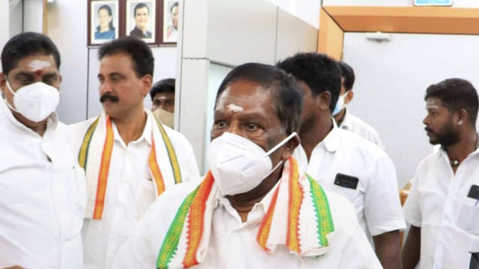 Puducherry Floor Test Highlights: Narayanasamy explains walkout from ...