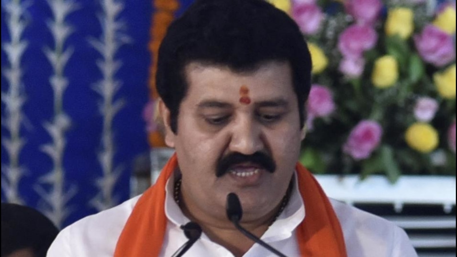 Washim: Pohradevi priest, 229 students test positive for Covid-19 ...